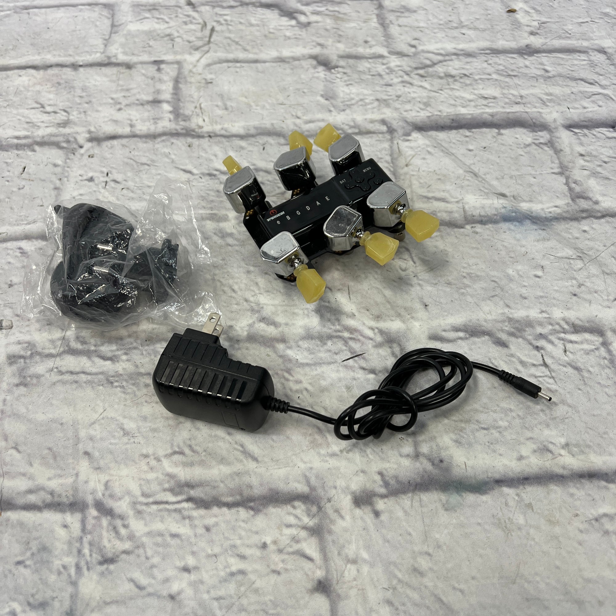 Tronical Robot Guitar Tuning System - Evolution Music