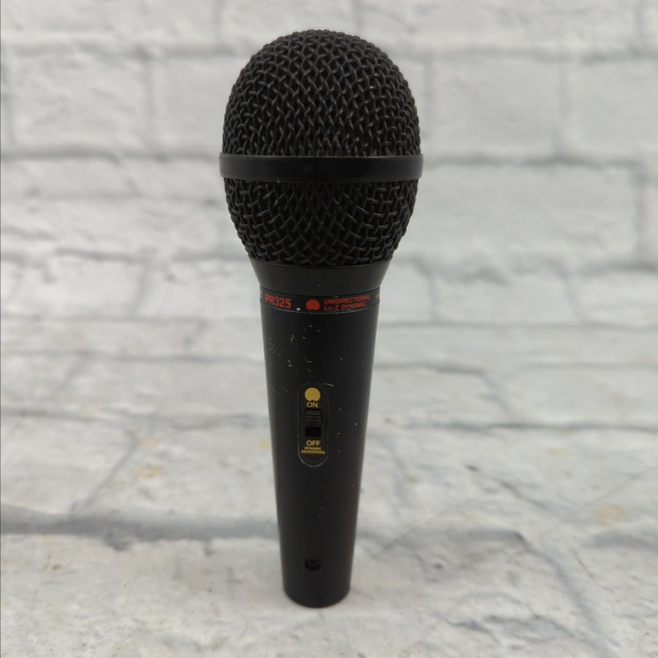 Audio Technica PR325 Dynamic Microphone - Evolution Music