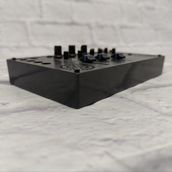 Korg Volca Mix Analog Performance Mixer - Evolution Music