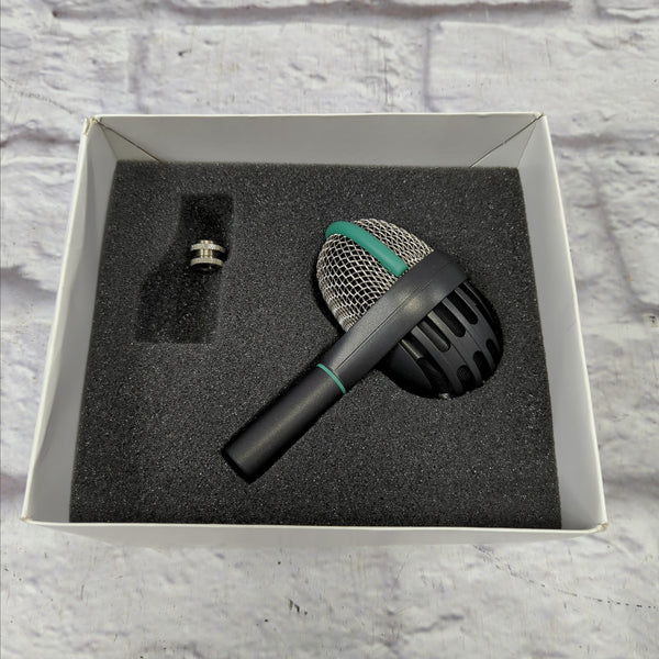 AKG D112 Large Diaphragm Dynamic Bass Drum Microphone - Evolution Music