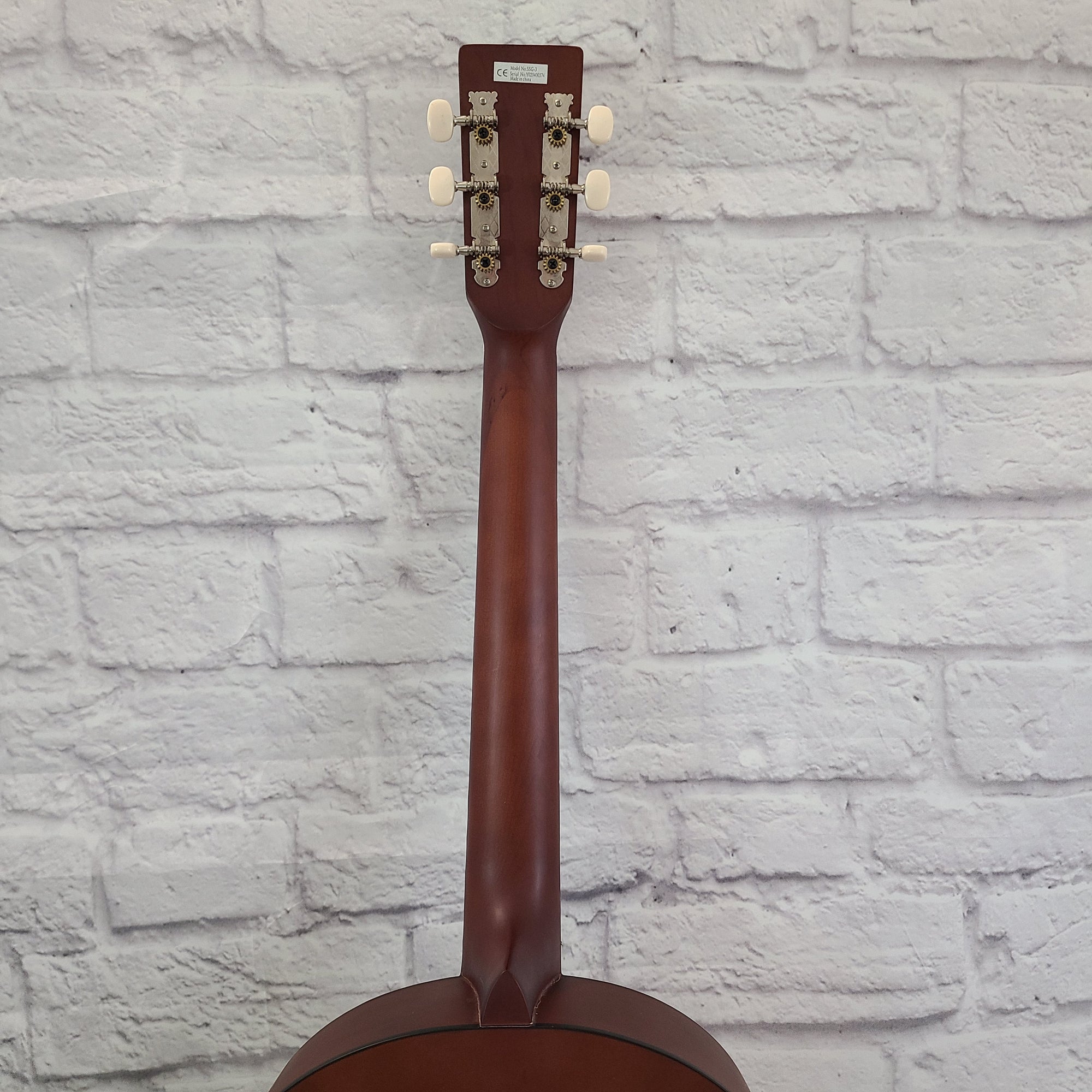 Suzuki SSG-3 Parlor Acoustic Guitar - Evolution Music