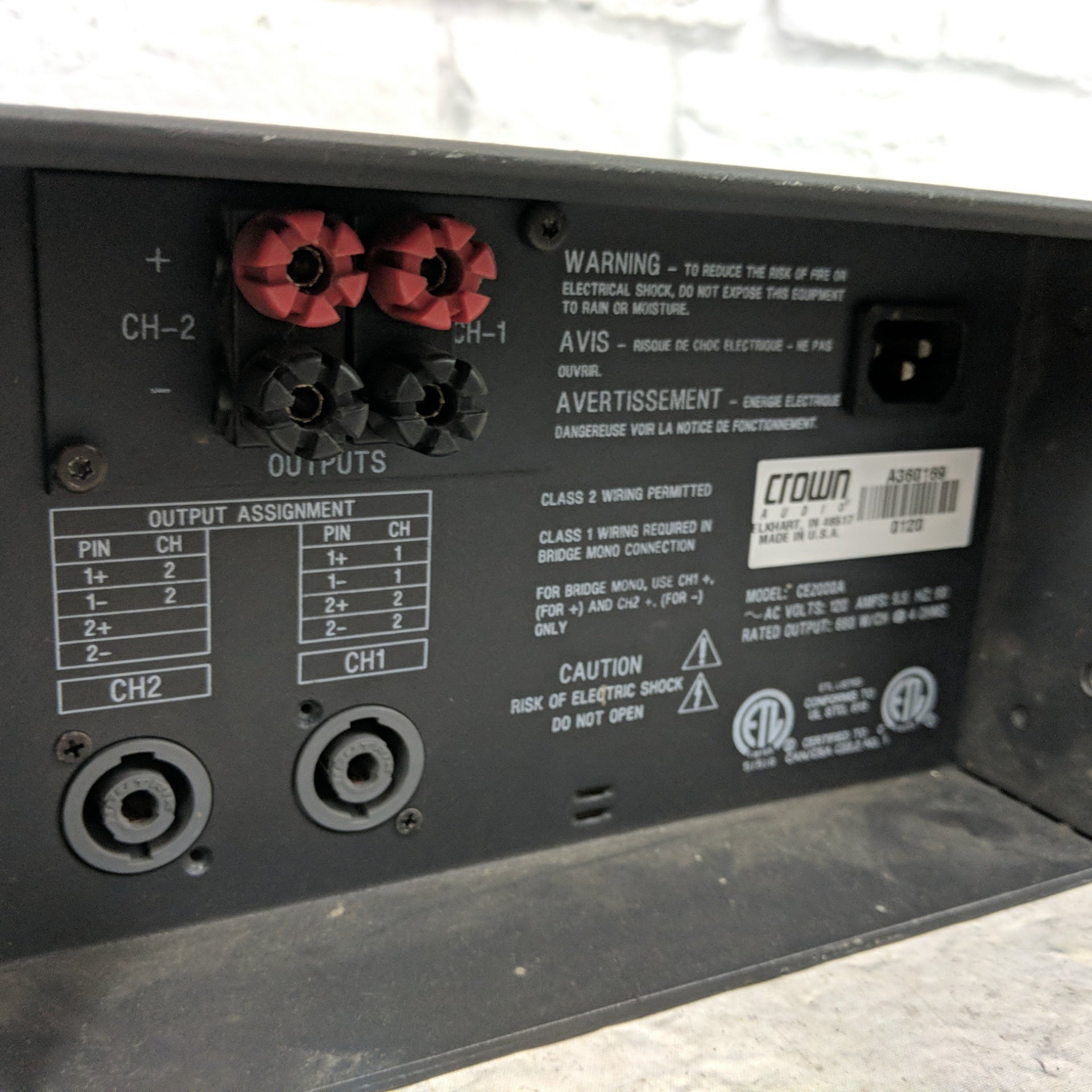 Crown CE2000 2-Channel Power Amplifier - Evolution Music