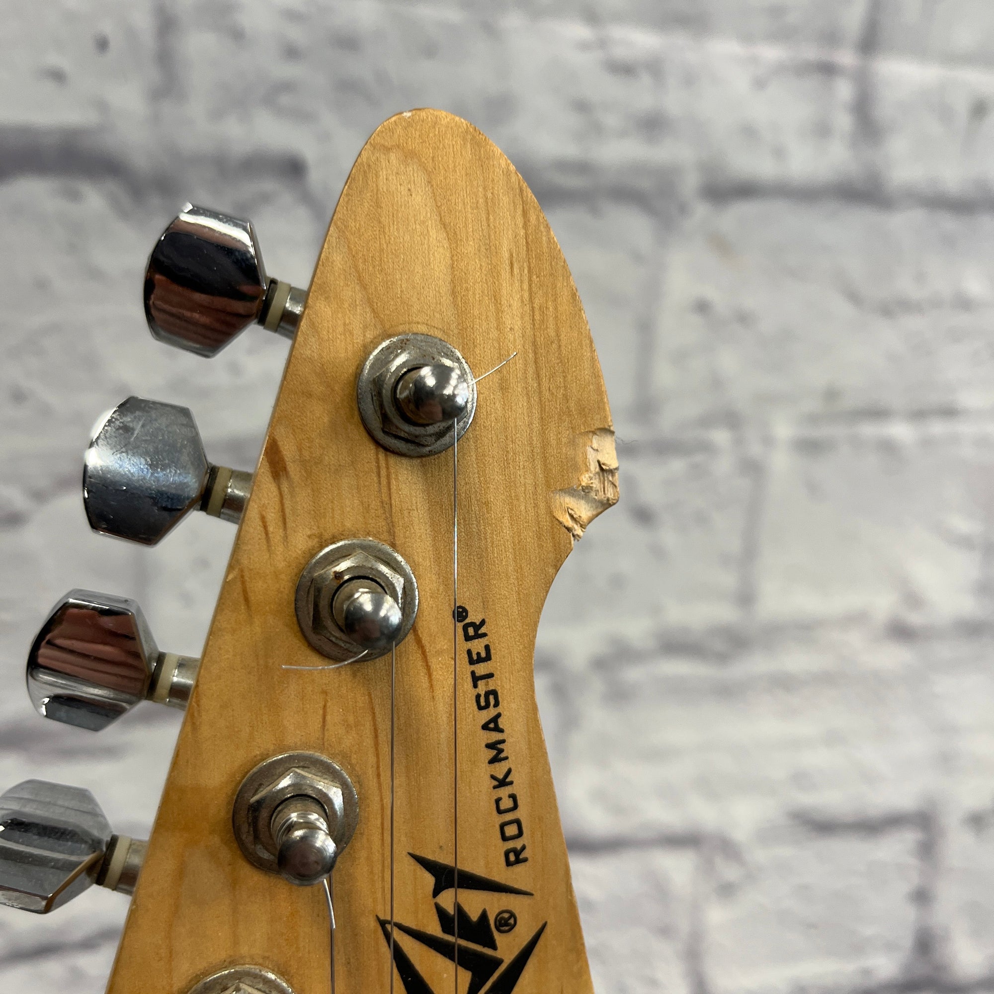 Peavey Rockmaster Electric Guitar - Evolution Music