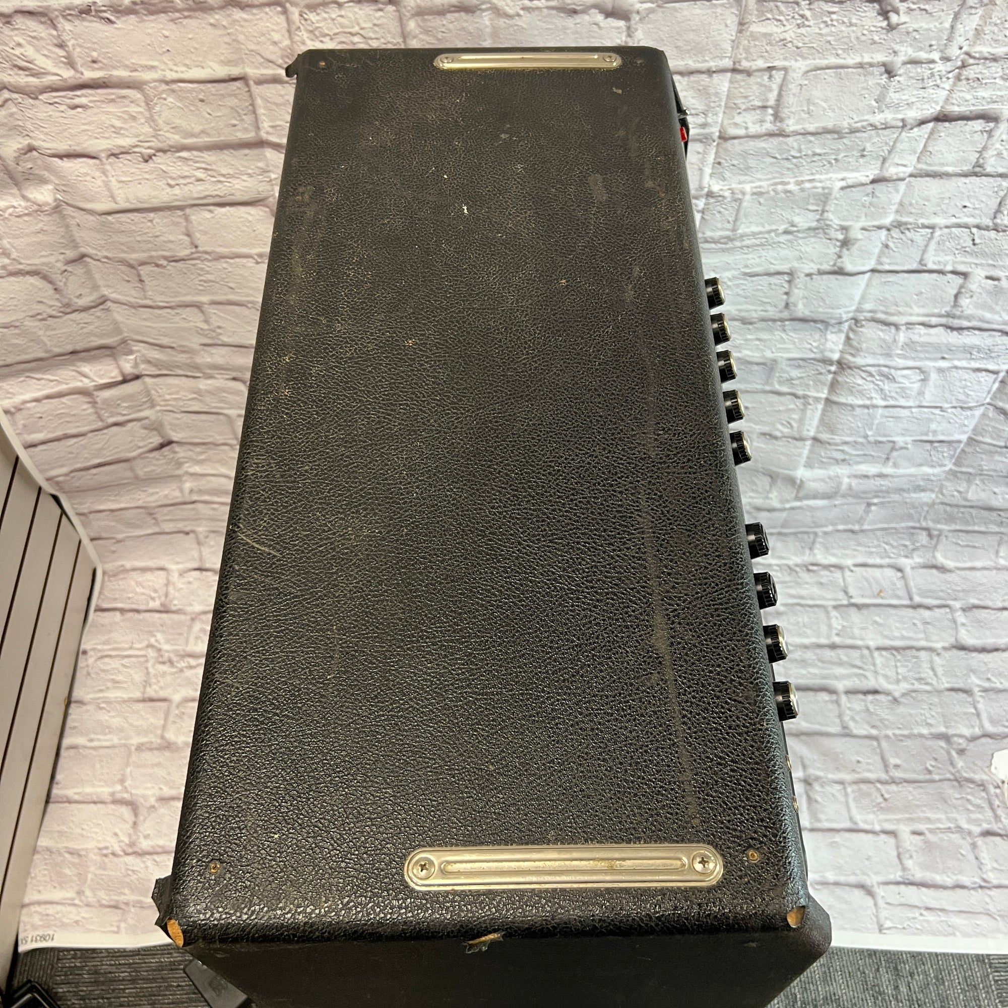 Yamaha B100-115ii 100w Bass Guitar Combo Amp - Evolution Music