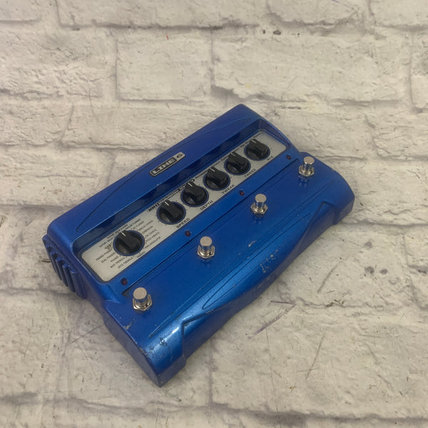 Line 6 MM4 Modulation Modeler Effects Pedal - Evolution Music