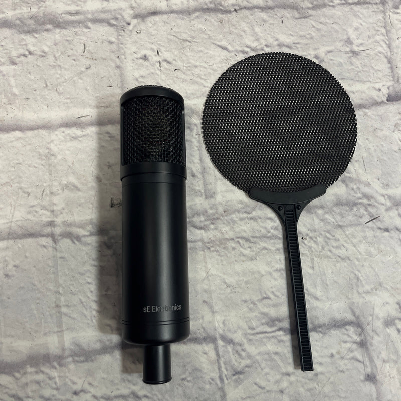SE Electronics SE2200 Cardioid Condenser Microphone - Evolution Music