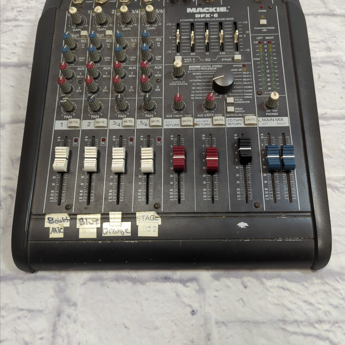 Mackie DFX6 6-Channel Mixer - Evolution Music