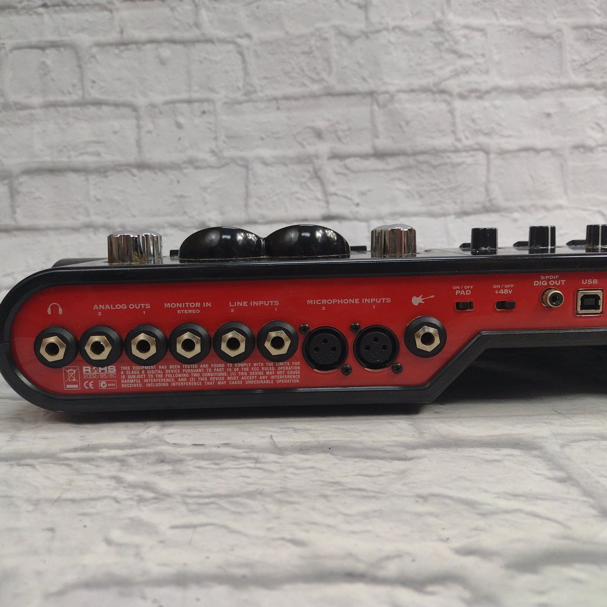 Line 6 TonePort KB37 USB MIDI Controller Recording Interface ...