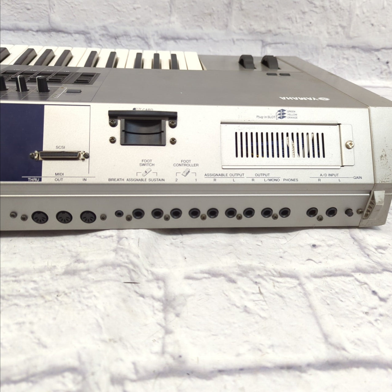 Yamaha Motif 7 Workstation - Evolution Music