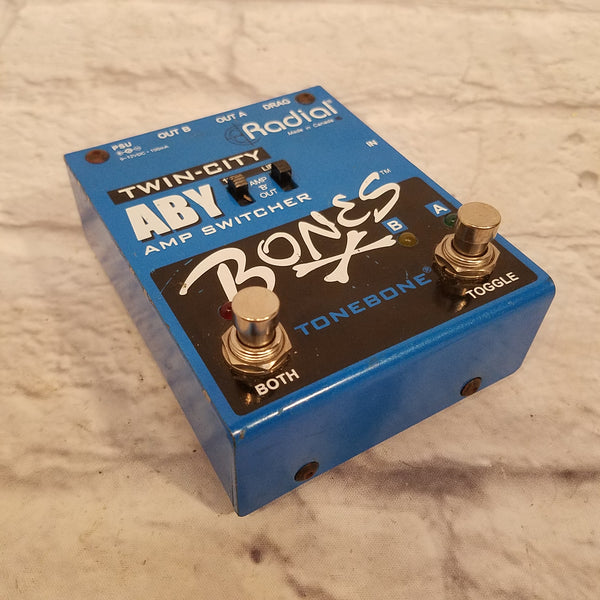 Radial Bones Tonebone Twin-City ABY Amp Switcher Pedal - Evolution Music