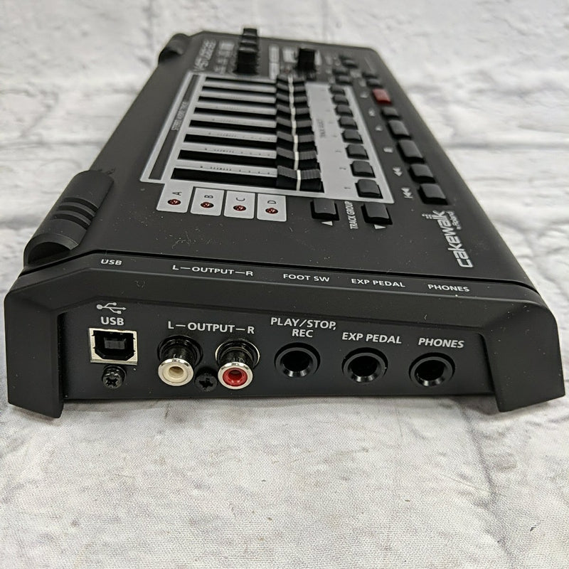 Roland V-Studio 20 USB Interface - Evolution Music