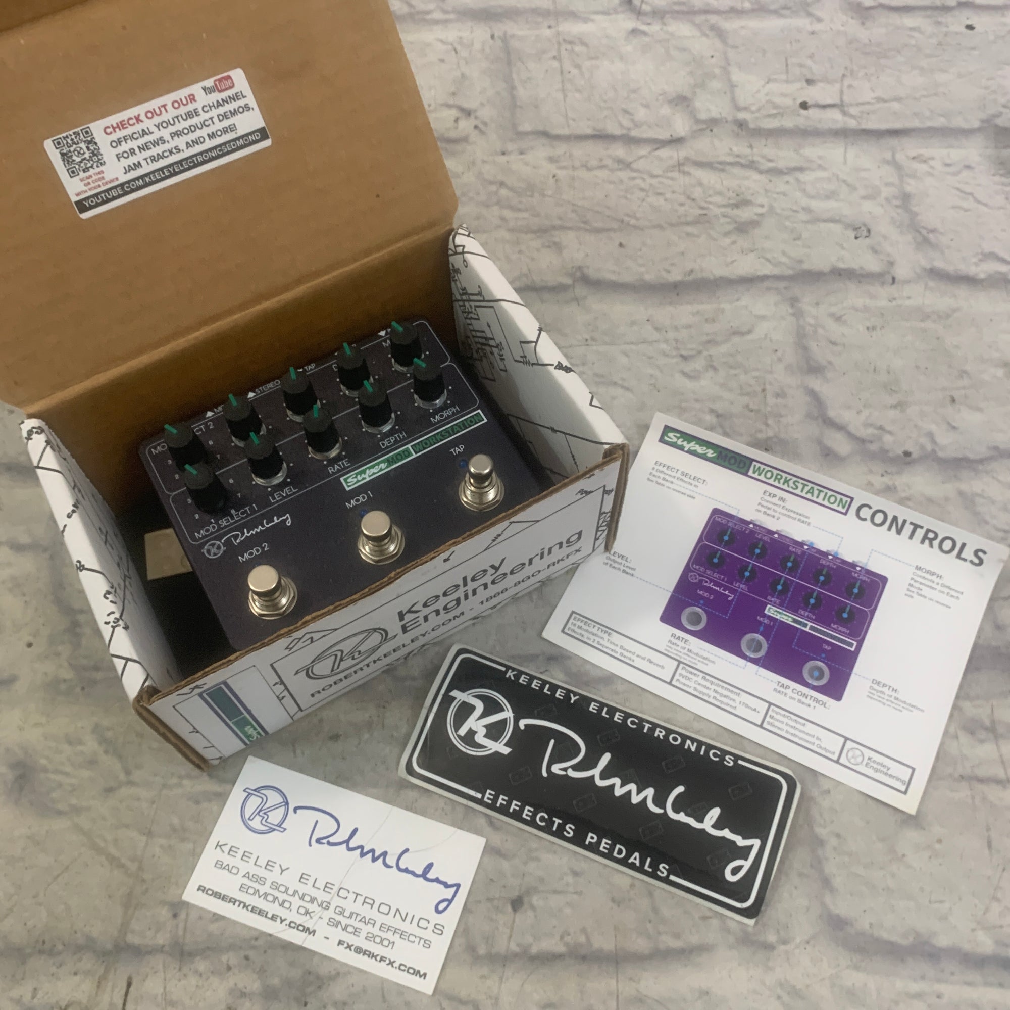 Keeley Super Mod Workstation 2010s - (Purple) Modulation Pedal ...