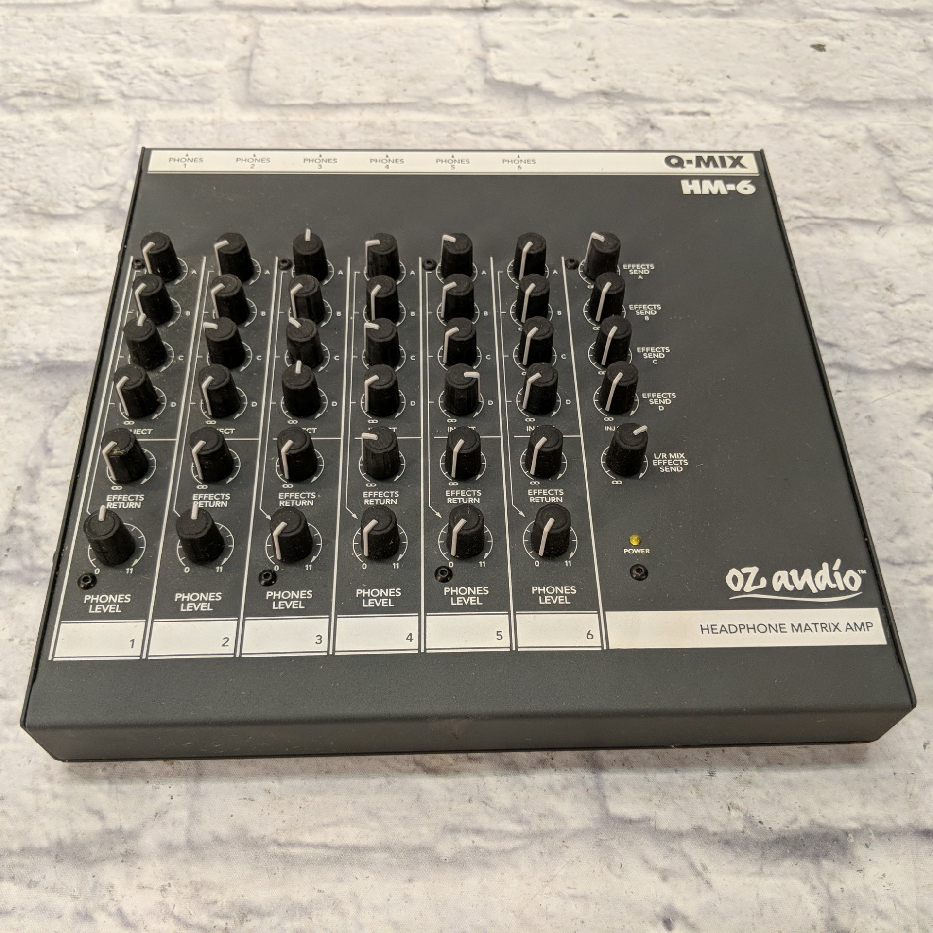 Oz Audio HM-6 Headphone Matrix Amp - Evolution Music