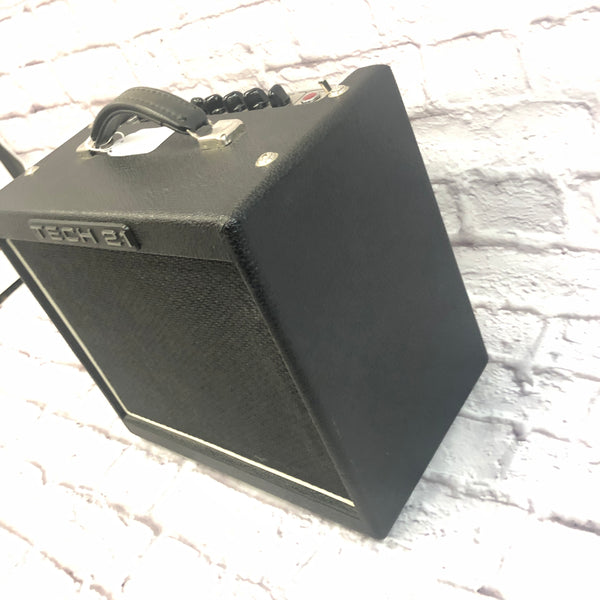 Tech 21 Trademark 30 Guitar Combo Amp - Evolution Music