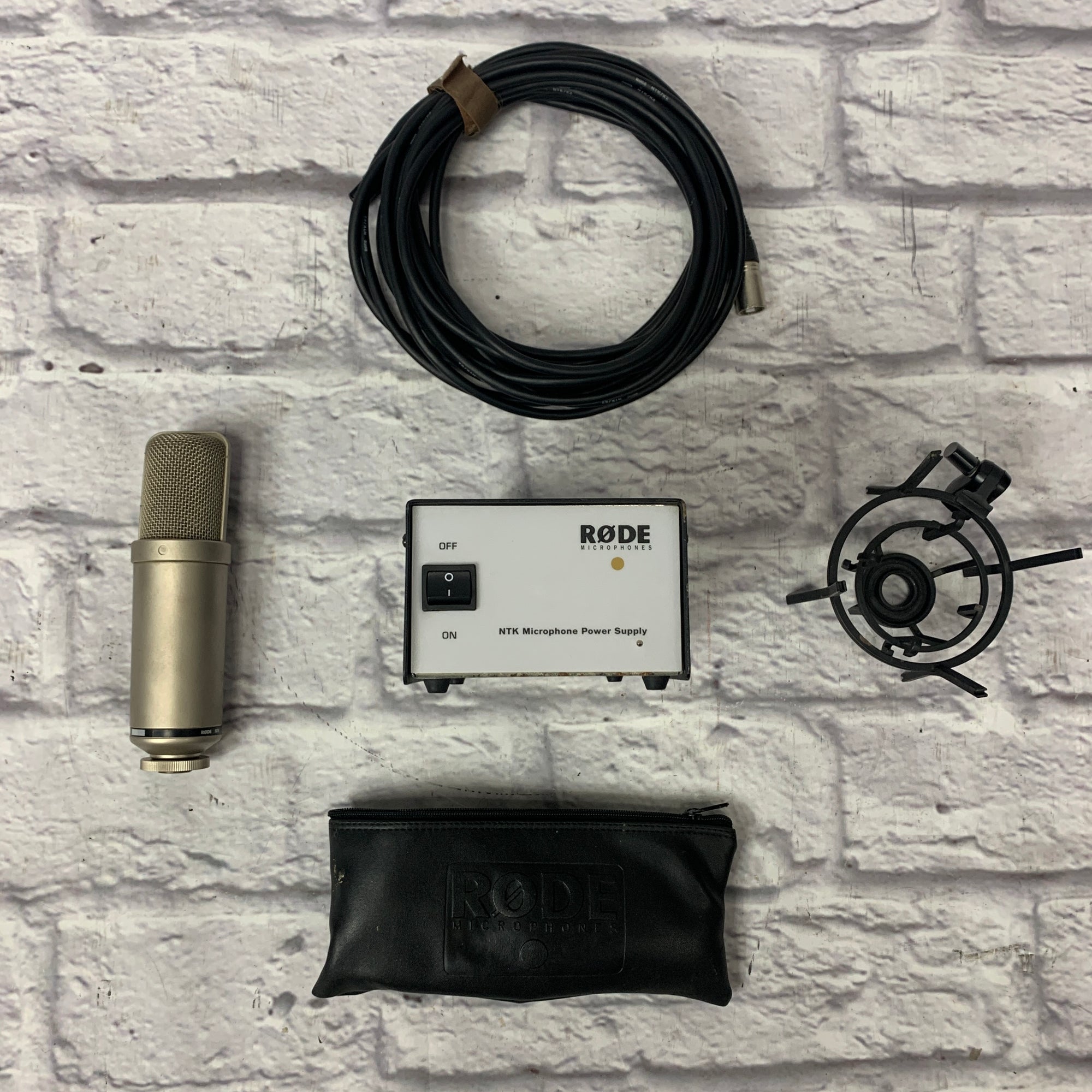 Rode NTK Large Diaphragm Cardioid Tube Condenser Microphone - Evolution Music