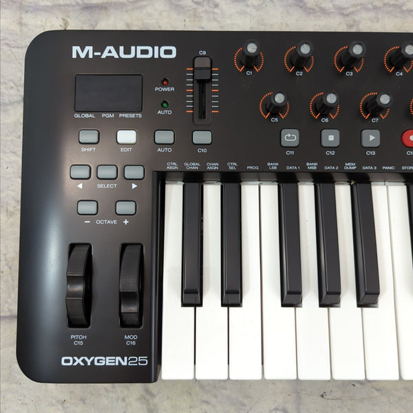 M-Audio Oxygen 25 Midi Controller - Evolution Music