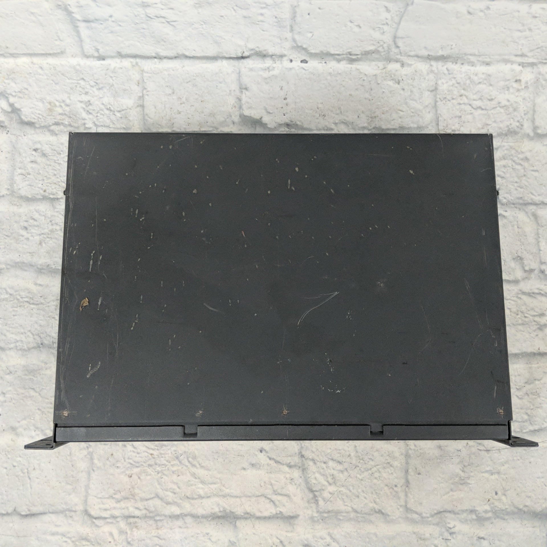 Crown CE2000 2-Channel Power Amplifier - Evolution Music