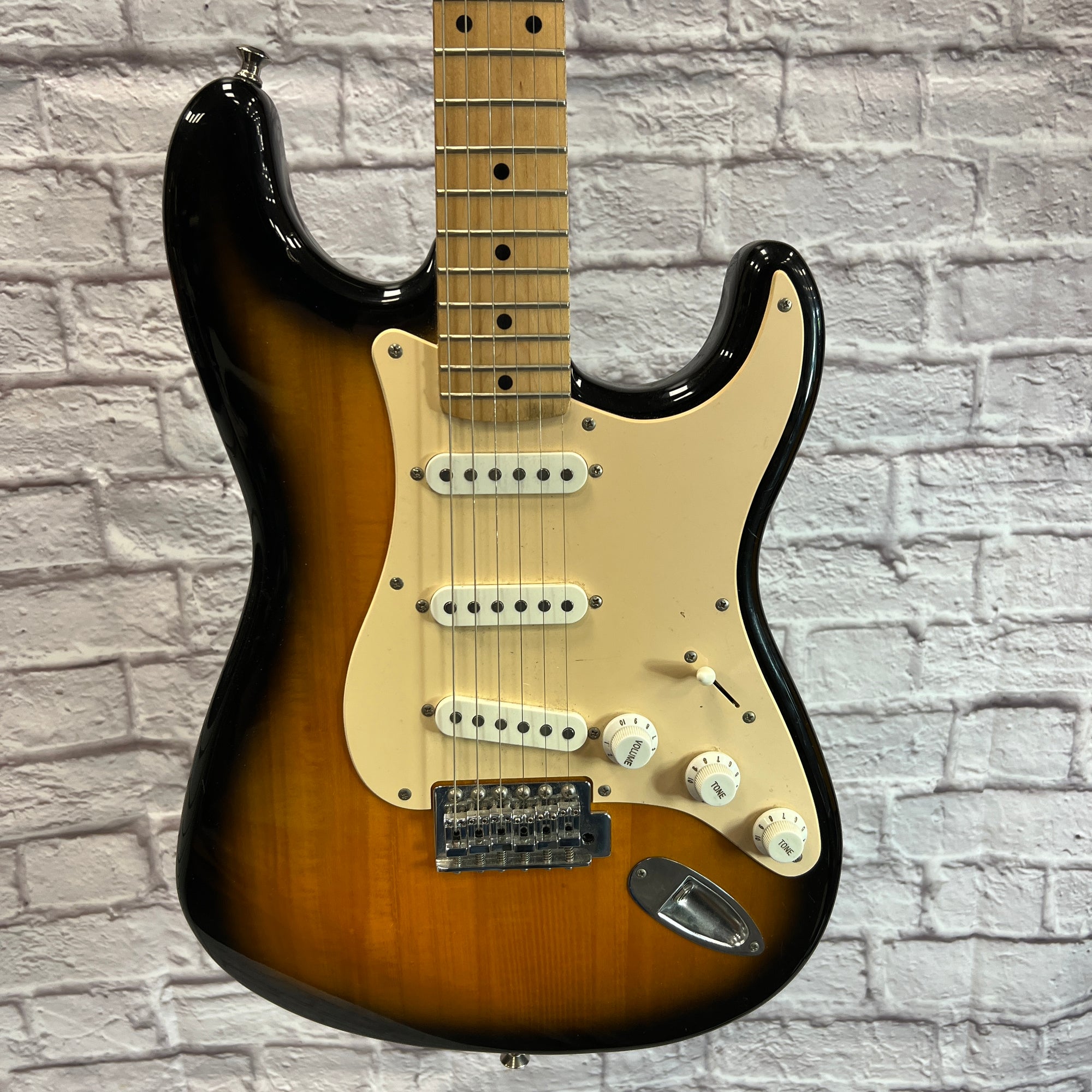 Squier Affinity Stratocaster Sunburst Electric Guitar - Evolution Music