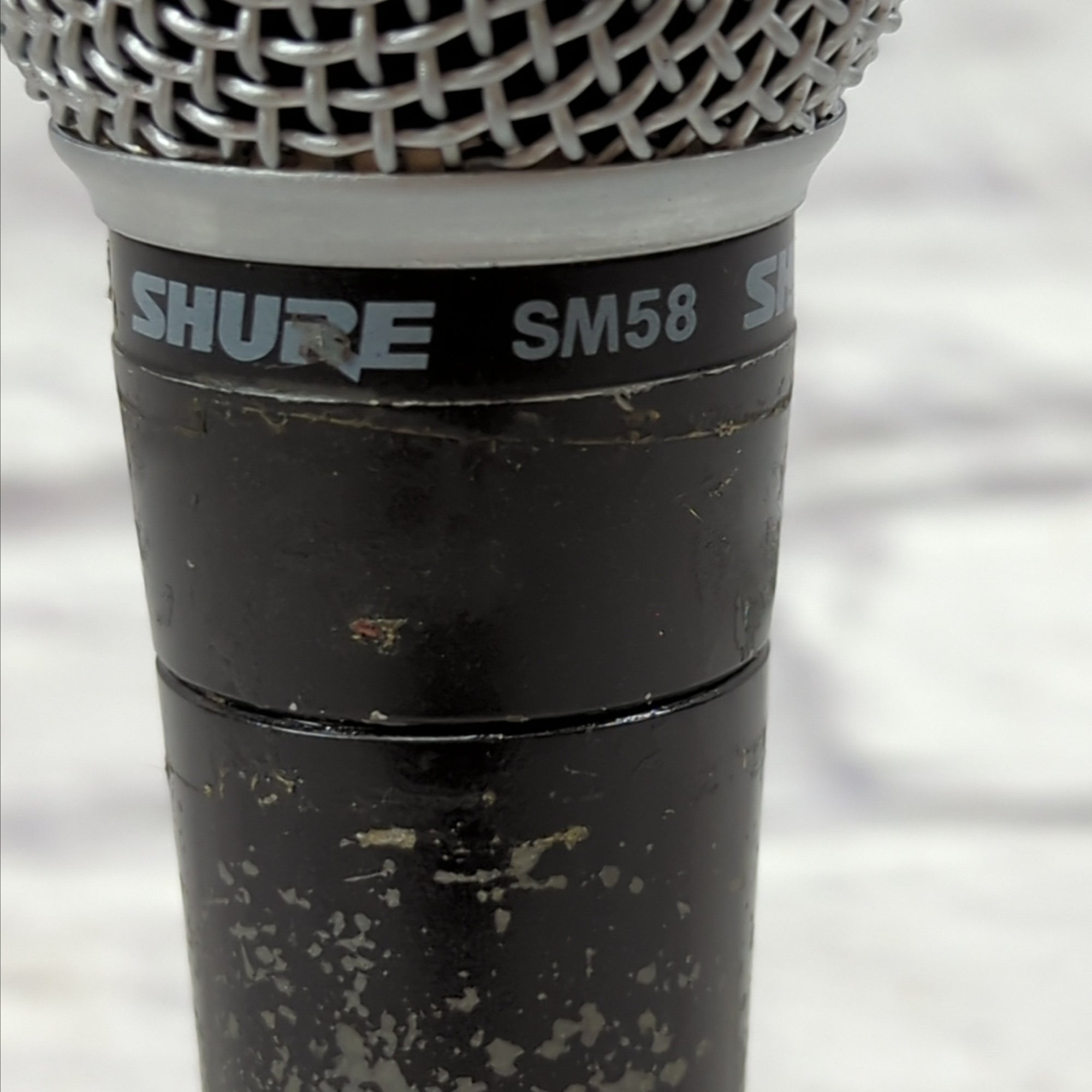 Shure SM58 Dynamic Microphone - Evolution Music
