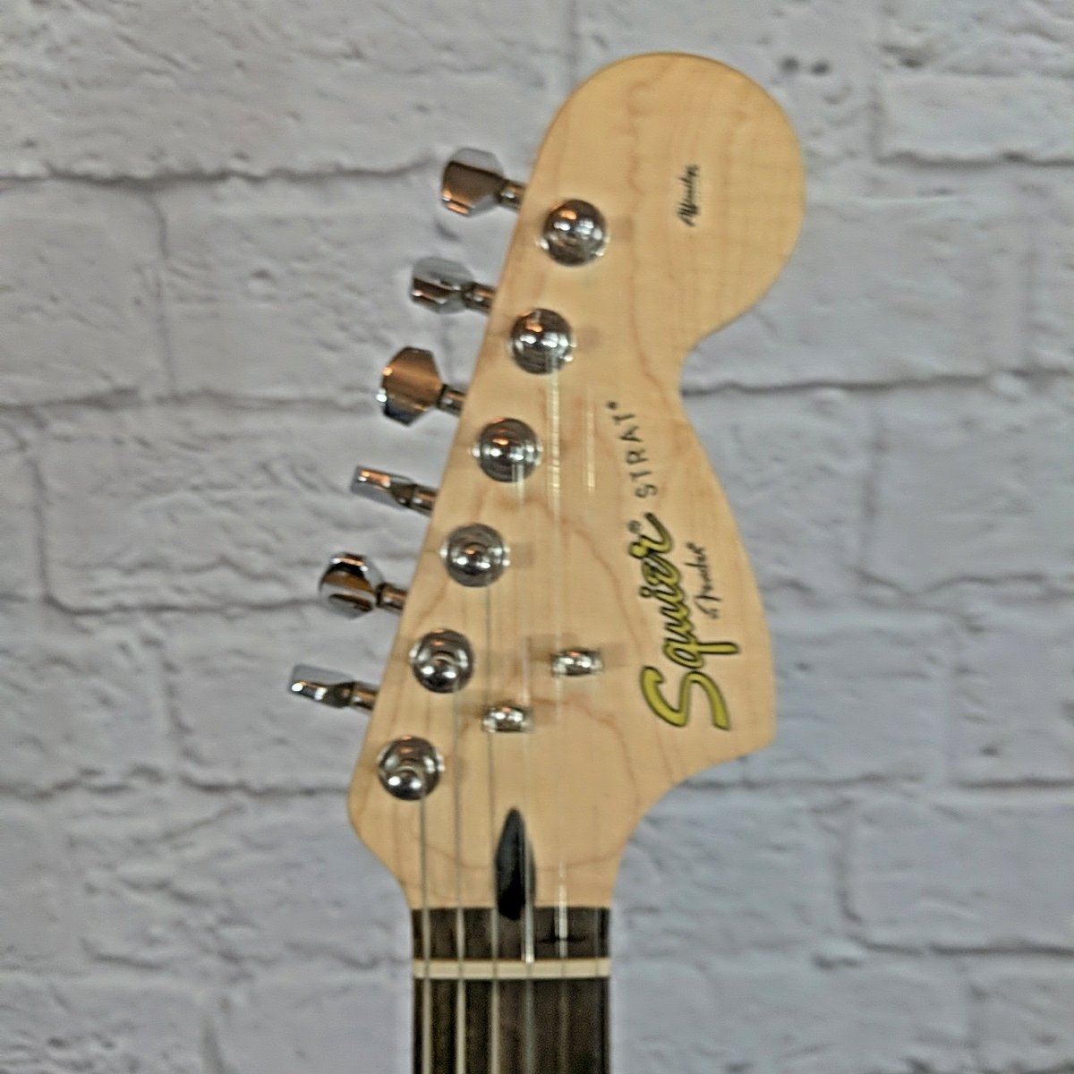 Fender Squier Affinity Electric Guitar Tobacco Burst - Evolution Music