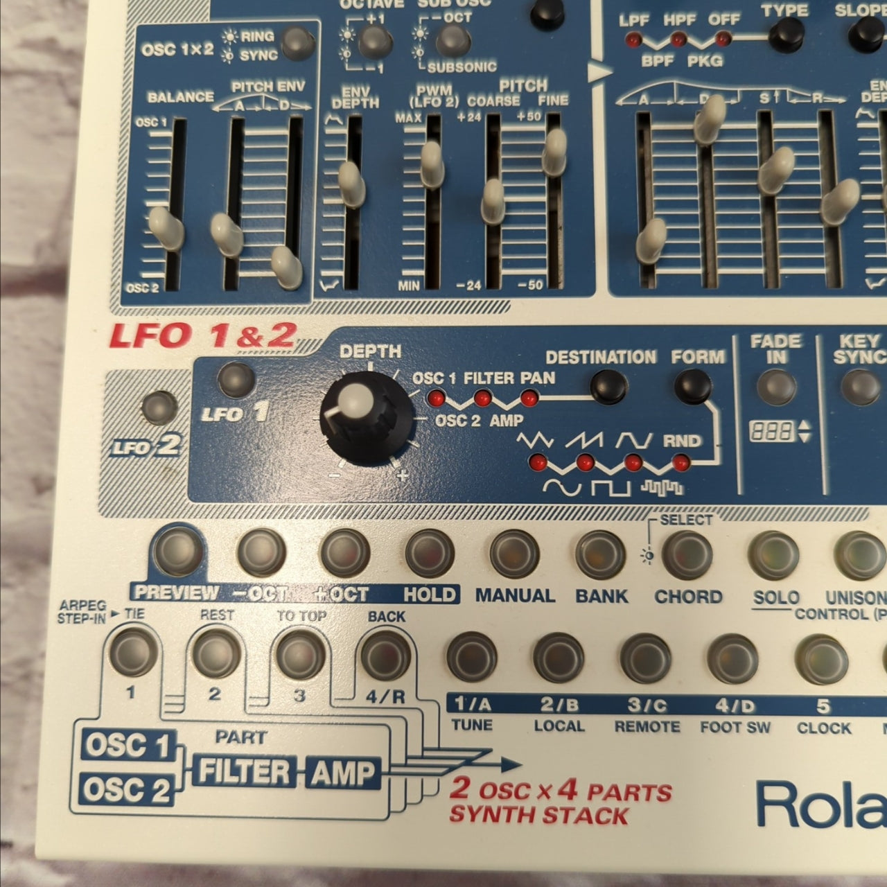 Roland SH-32 Desktop Synthesizer - Evolution Music