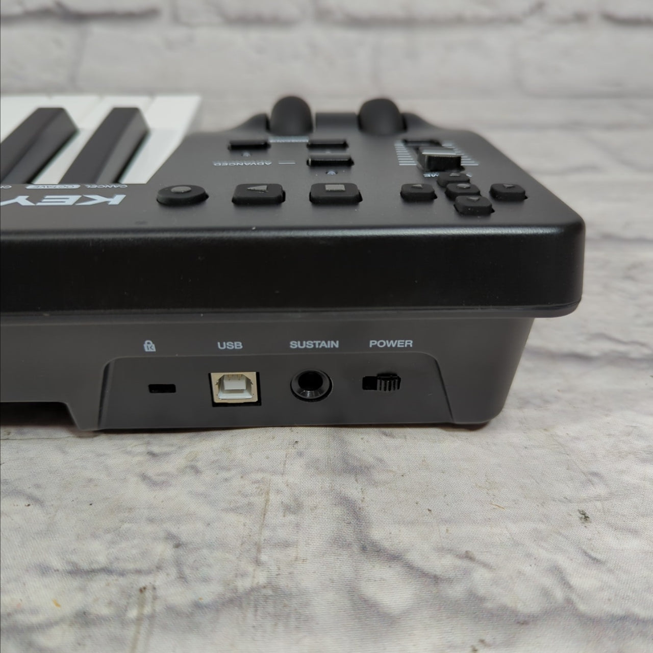 M-Audio Keystation 49ES Midi Controller - Evolution Music
