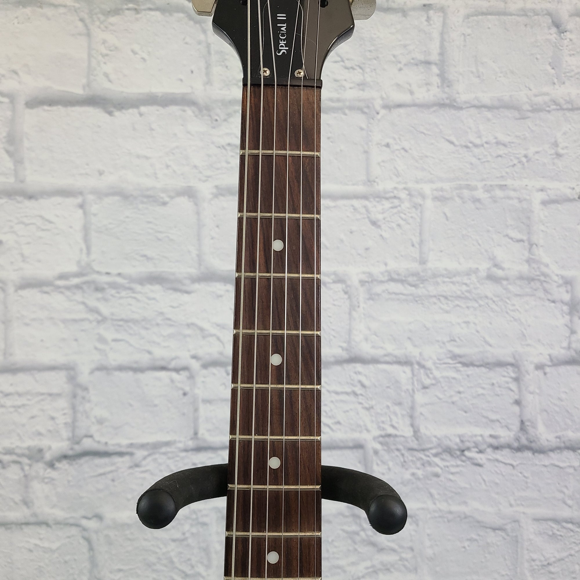 Epiphone Les Paul Special II Electric Guitar w/ Case - Evolution Music