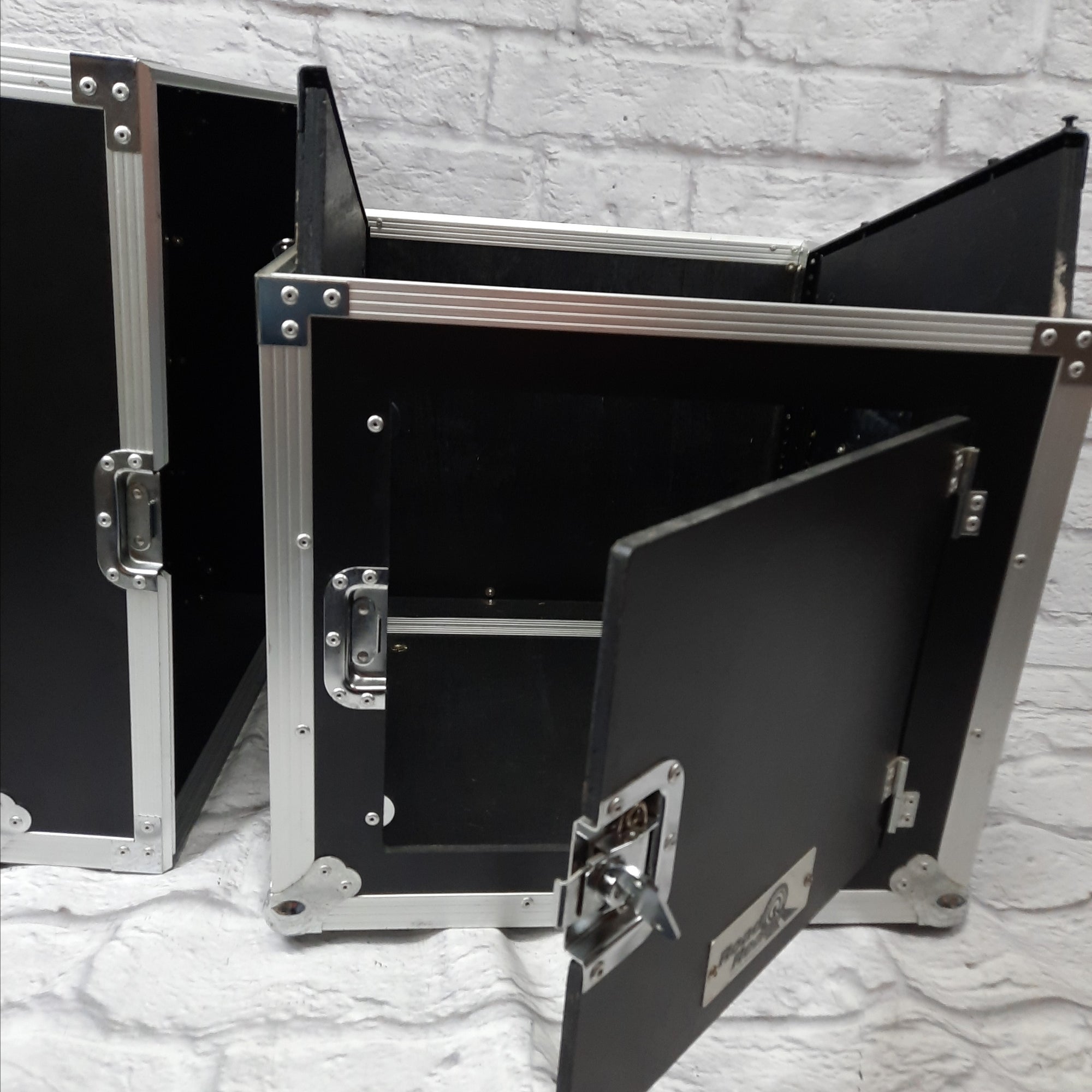 Road Ready RRM8UMKii Mixer Rack Case - Evolution Music
