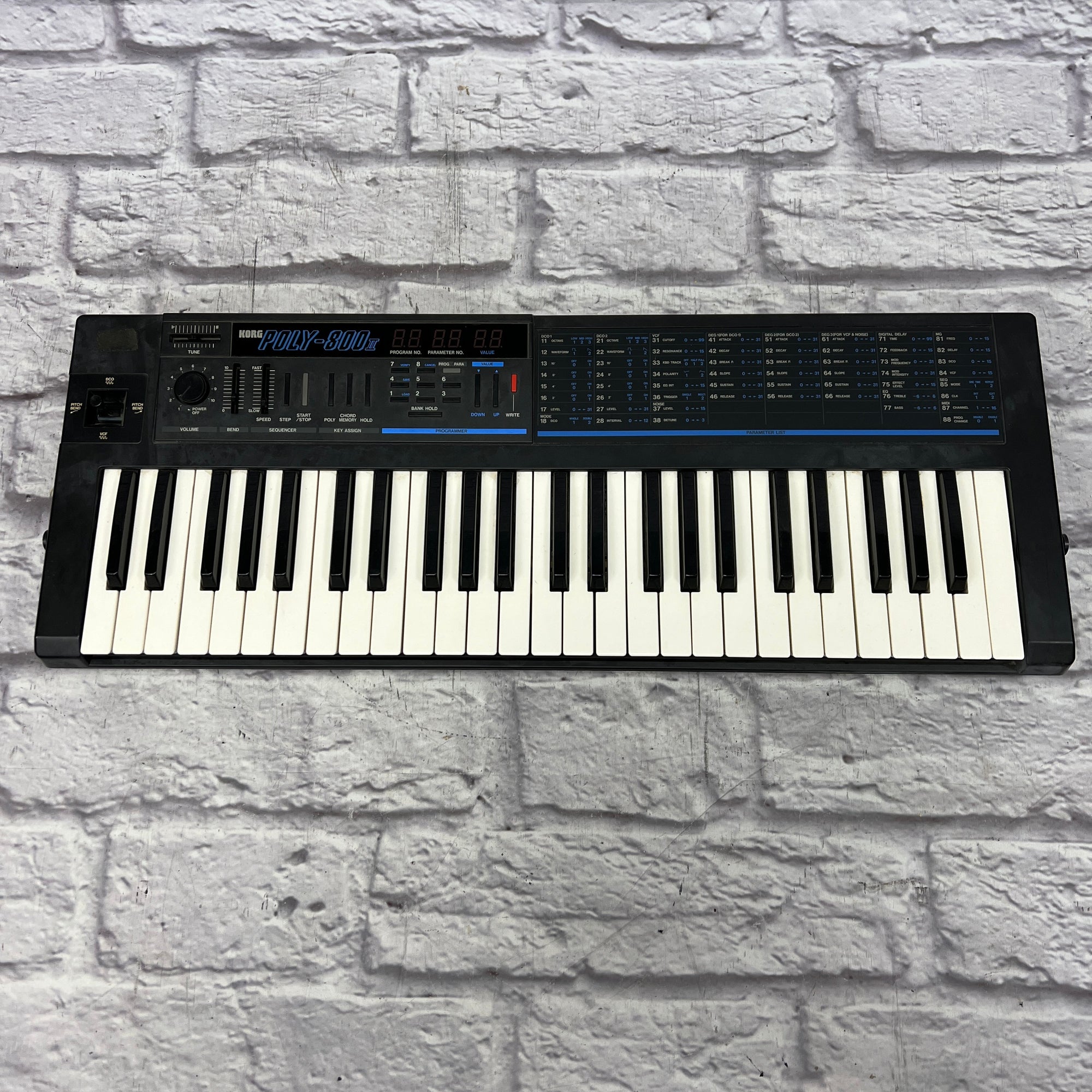 Korg Poly-800 MK II Synth - Evolution Music