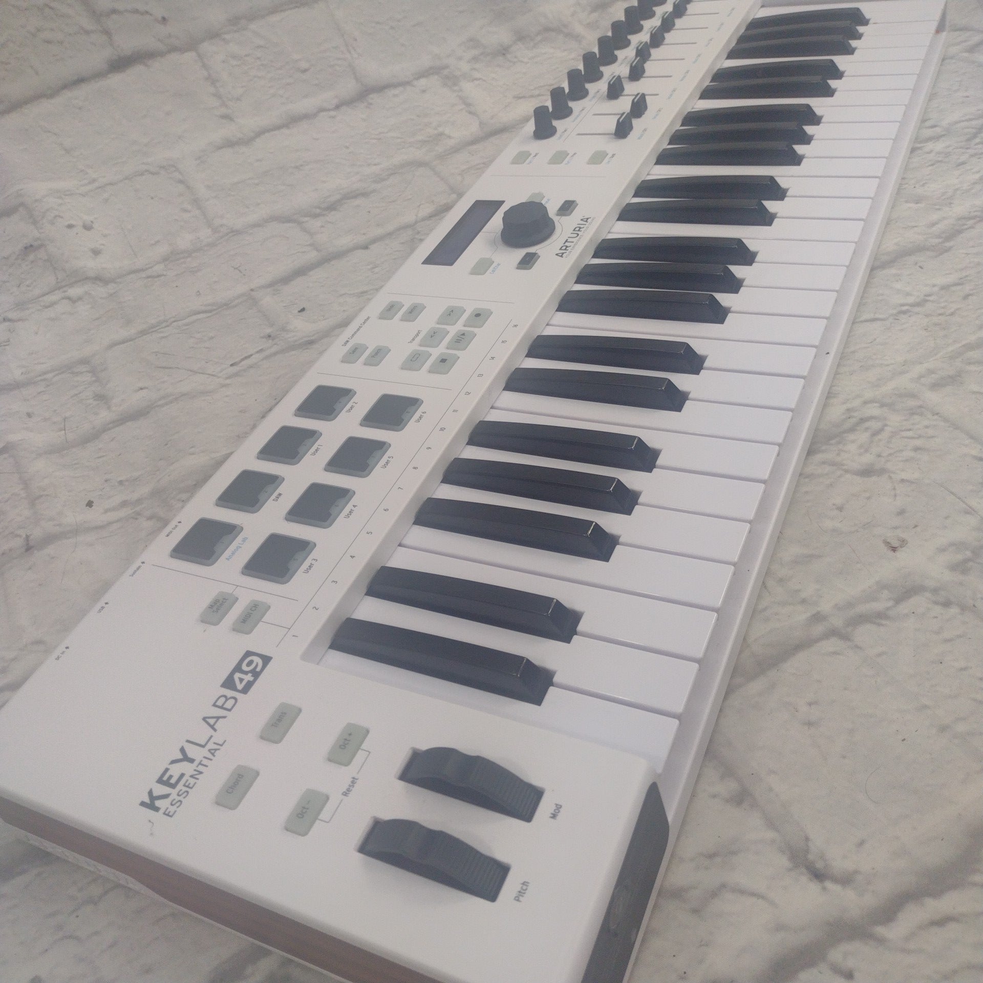 Arturia Keylab 49 Essential Controller - Evolution Music