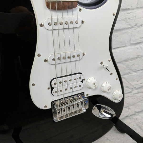 Fender Squier Bullet Stratocaster - Evolution Music