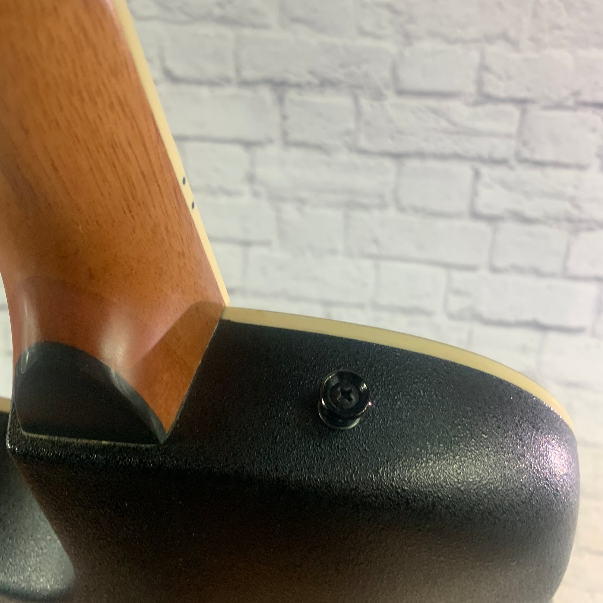 Ovation Celebrity GC057 Acoustic Guitar - Evolution Music