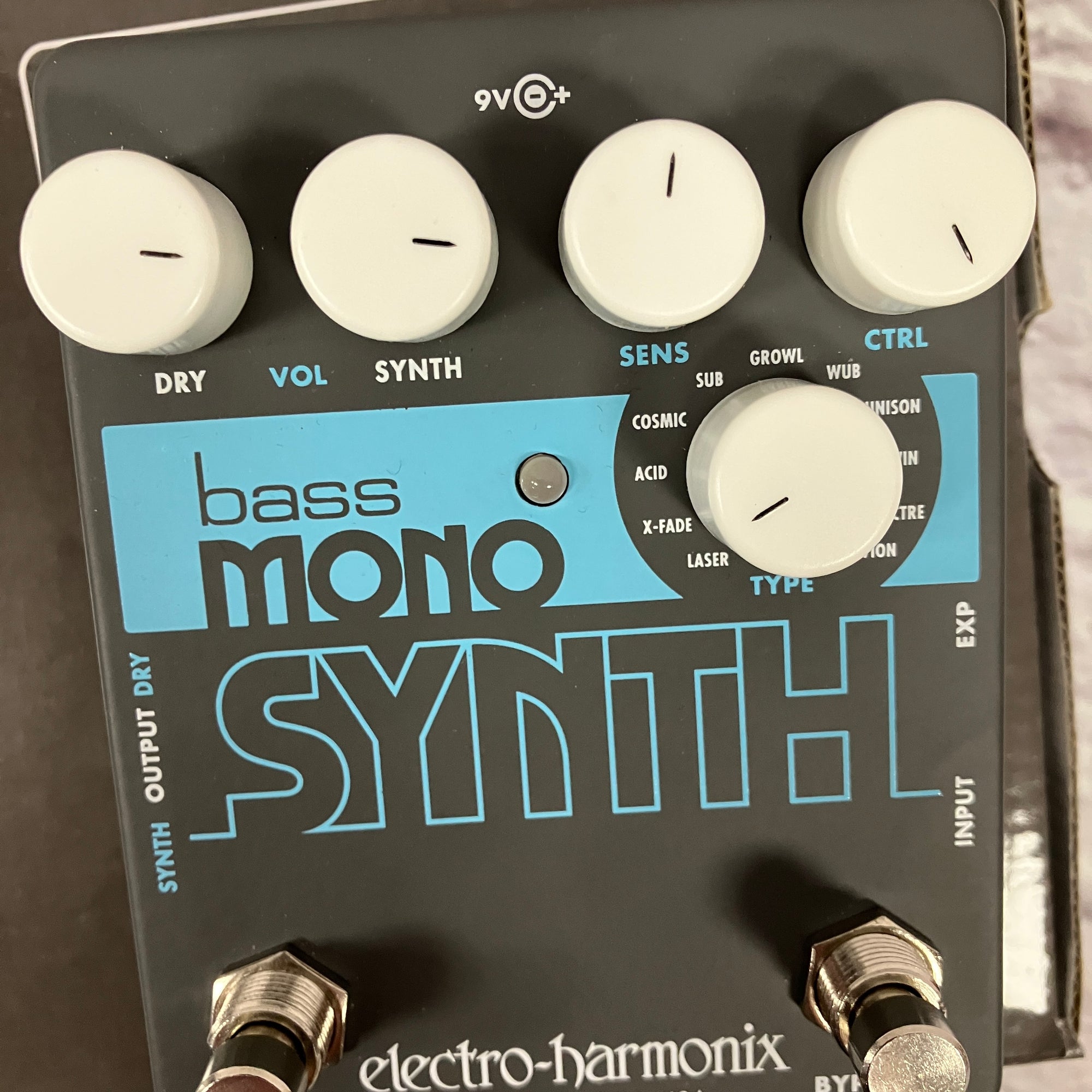 Electro-Harmonix Bass Mono Synth Pedal Bass Guitar Pedal - Evolution Music
