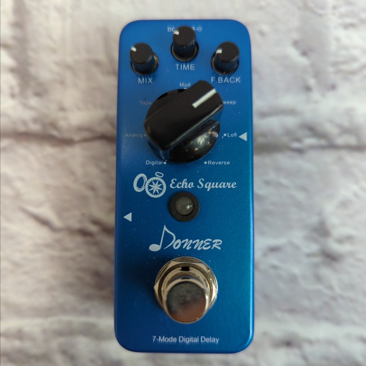 Donner Echo Square Mini Delay Pedal - Evolution Music