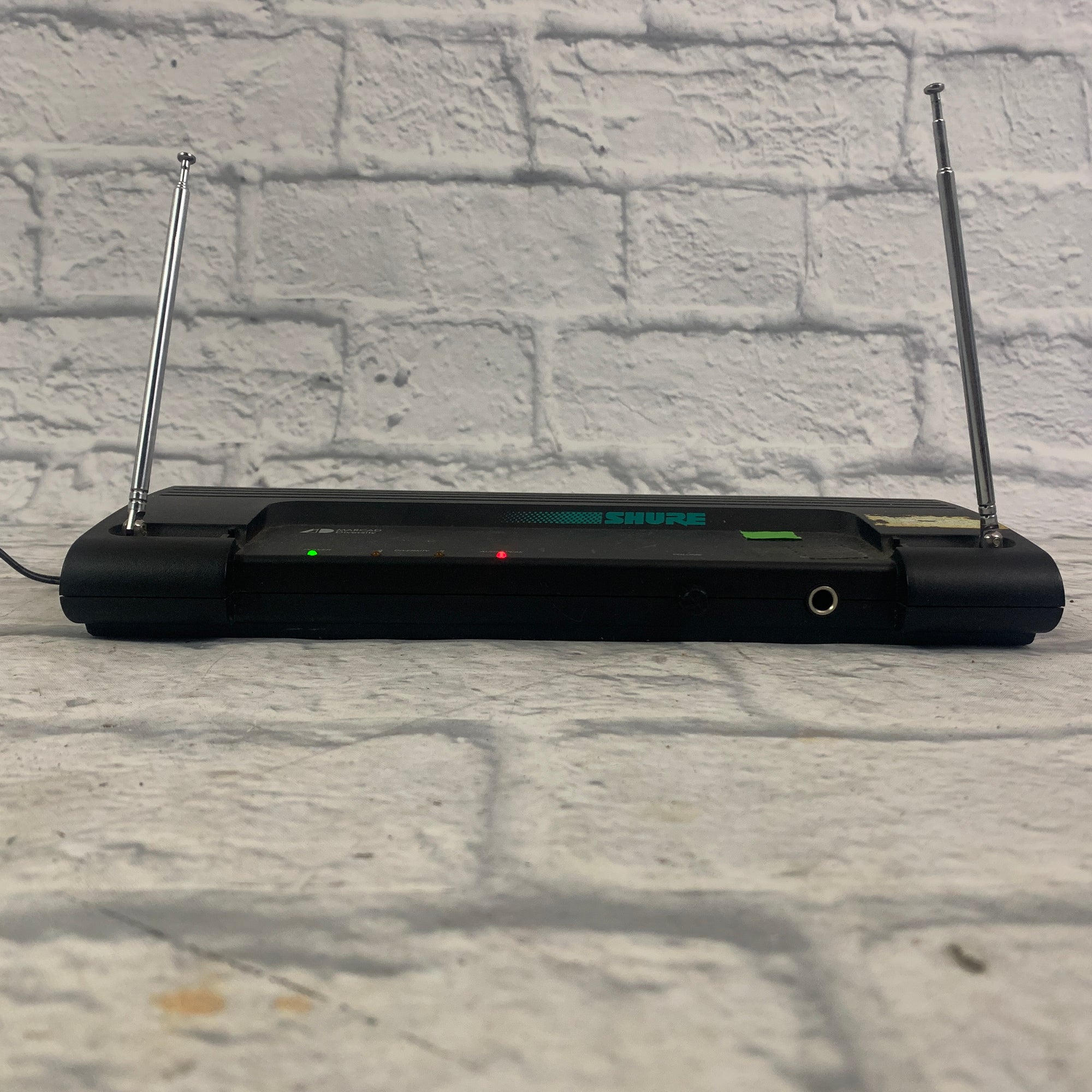 Shure T4V MARCAD Diversity Mic Receiver Wireless Microphone System ...