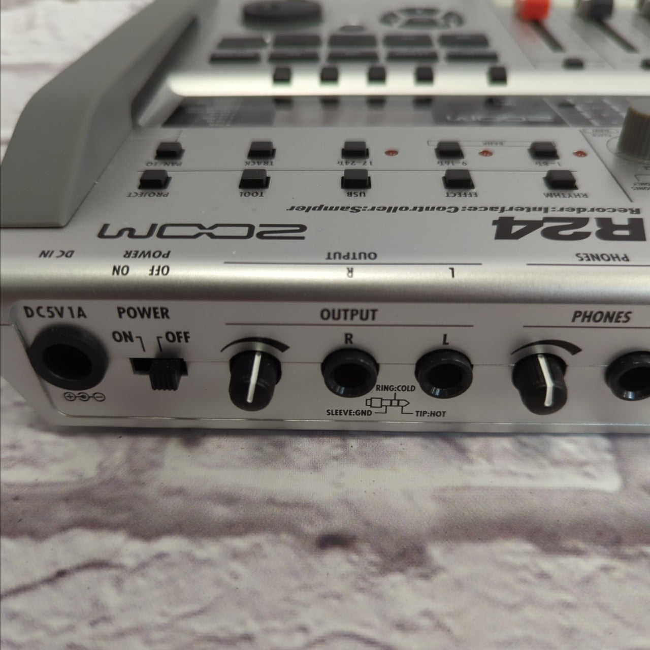 Zoom R24 Audio Interface / Digital Recorder - Evolution Music