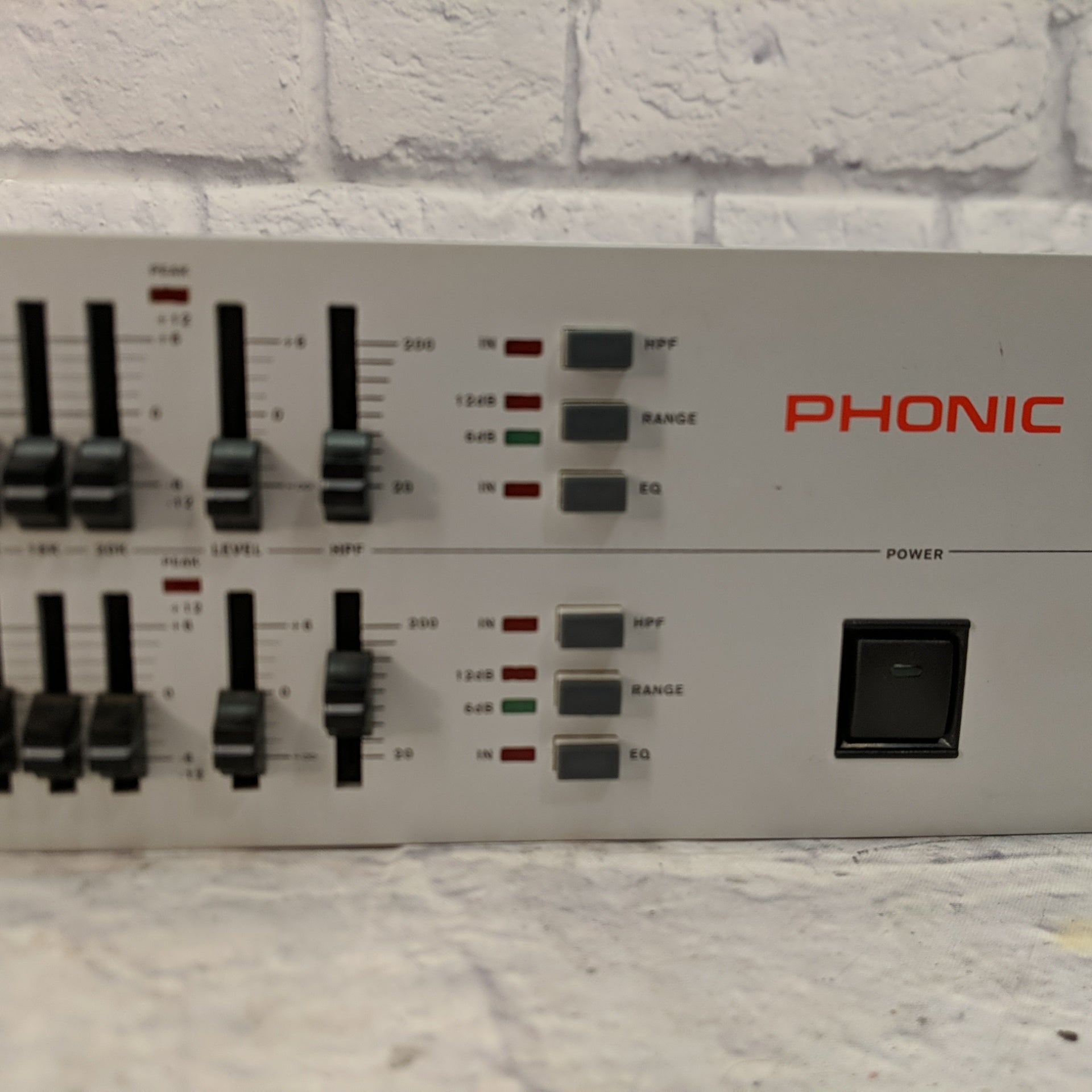 Phonic MQ3600 Dual Channel 31-band Graphic Equalizer 2u Rackmount ...