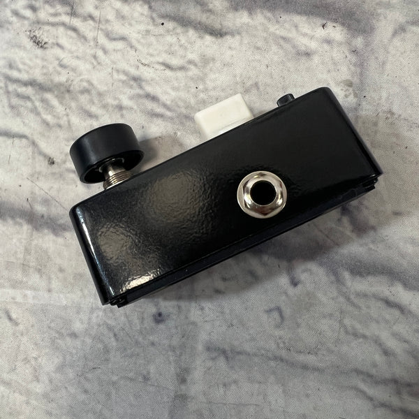 Mooer Slow Engine Boss Slow Gear Clone Mini Pedal - Evolution Music