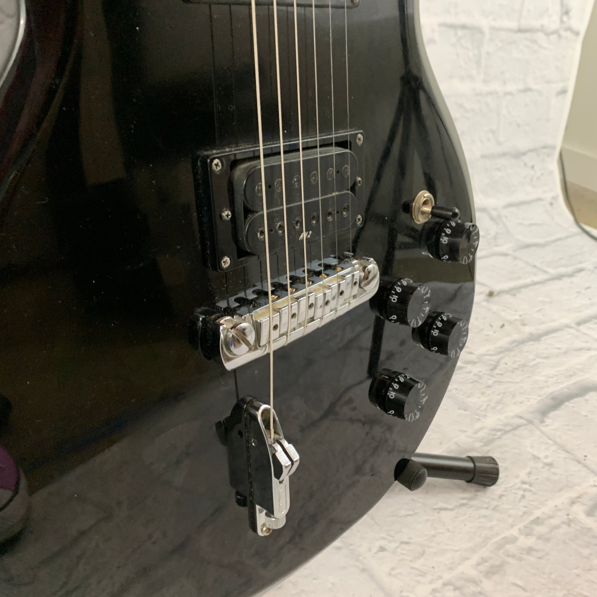 2001-2002 Ibanez AX125 Solid Body Droptuner Guitar - Black - Evolution ...