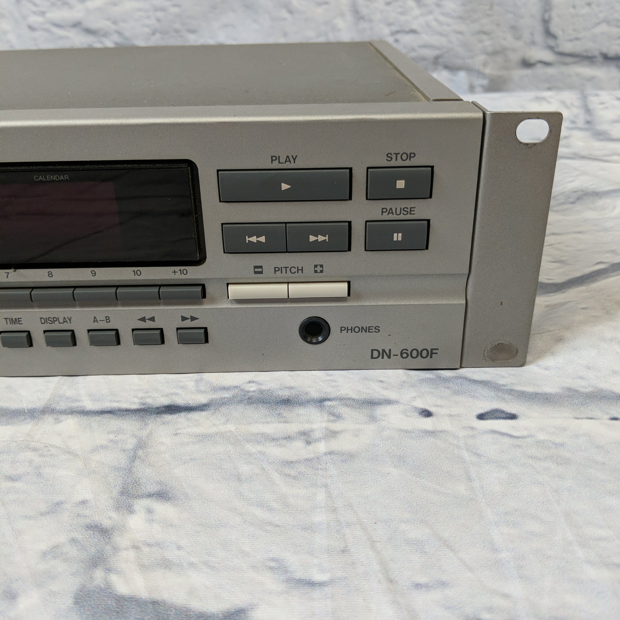 Denon DN-600F Compact Disk CD Player - Evolution Music
