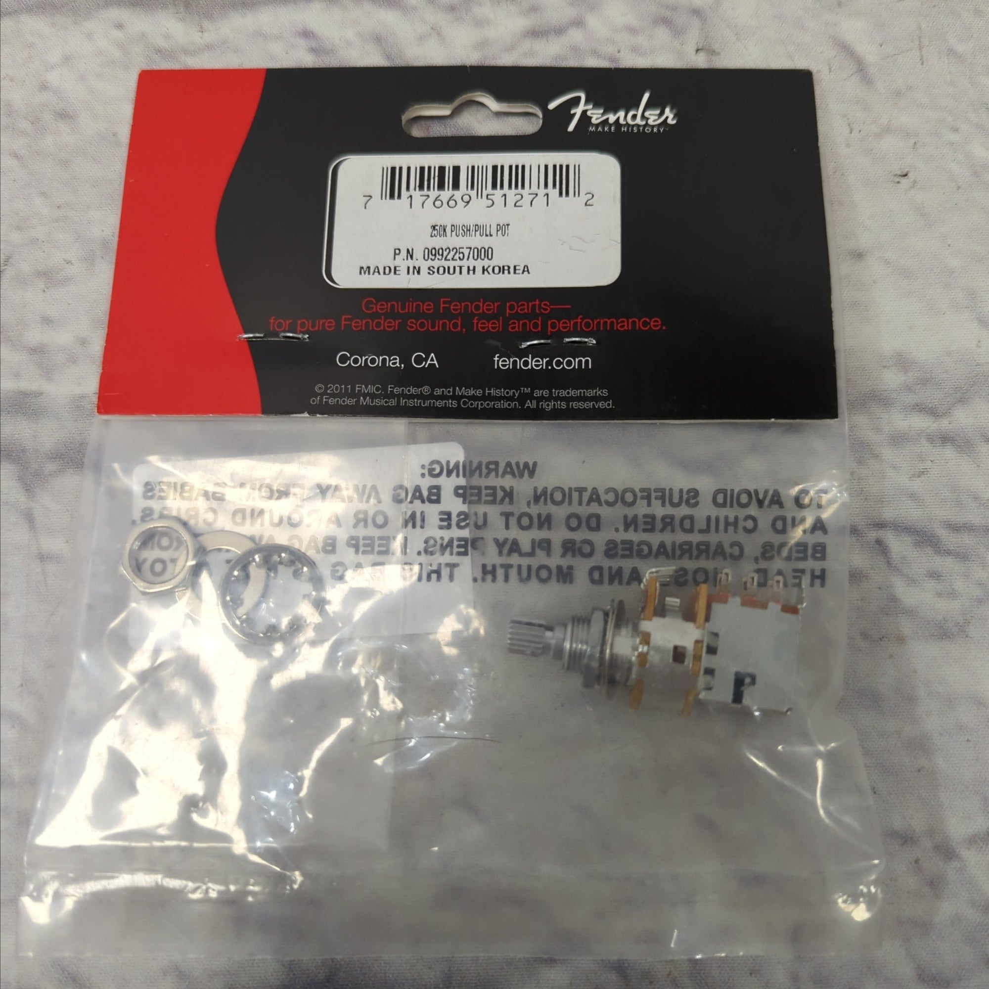 Fender 250K Push/Pull Split Shaft Potentiometer - Evolution Music
