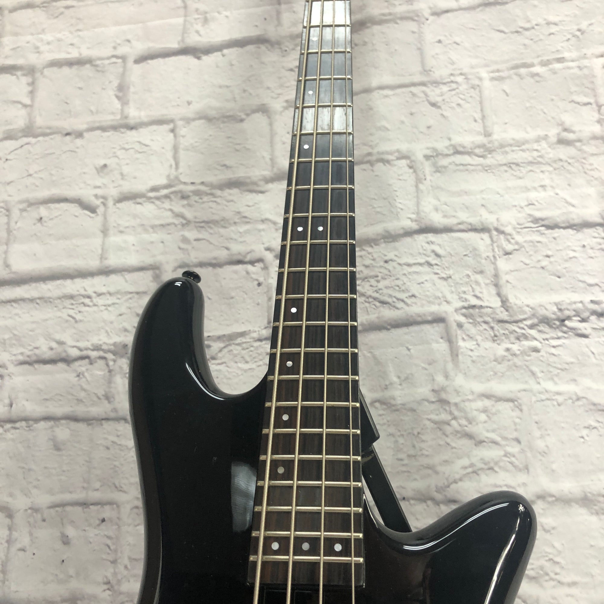 Schecter Stiletto Stage-4 4 String Bass Guitar - Evolution Music