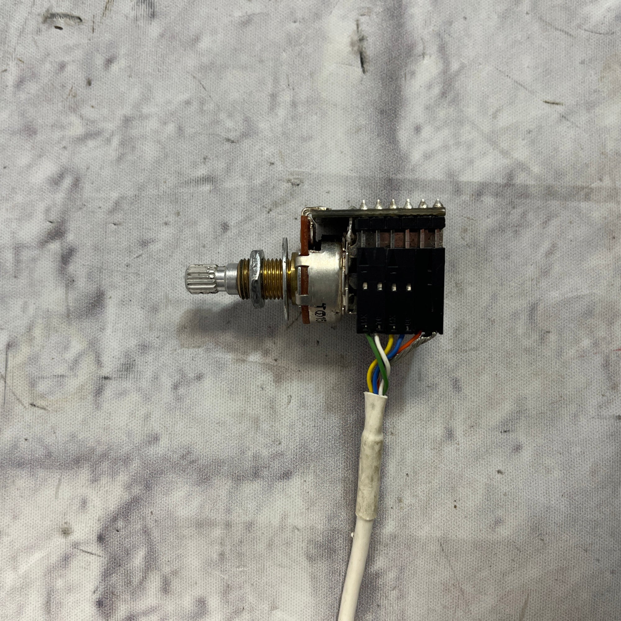 EMG 81TW Active Humbucker with Coil Tap - Evolution Music