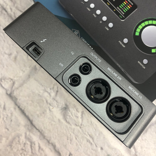 Universal Audio Arrow Thunderbolt 3 Interface - Evolution Music